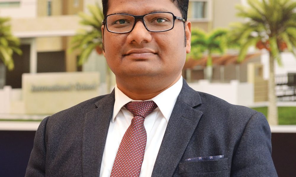 Himansu talks about improving the quality of education in Oman - OERLive