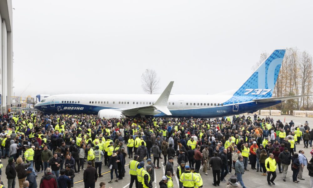 Boeing’s Latest Model 737 MAX-10 Conducts Maiden Flight - OERLive